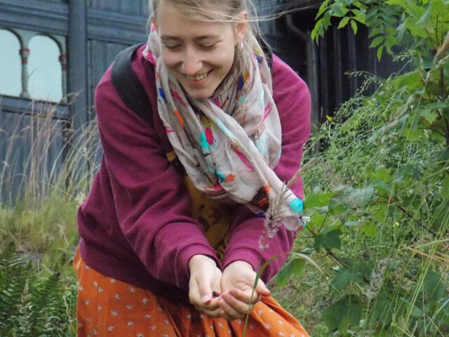 ‘Dear Hêlîn, or Anna, because I know you liked your both names ...